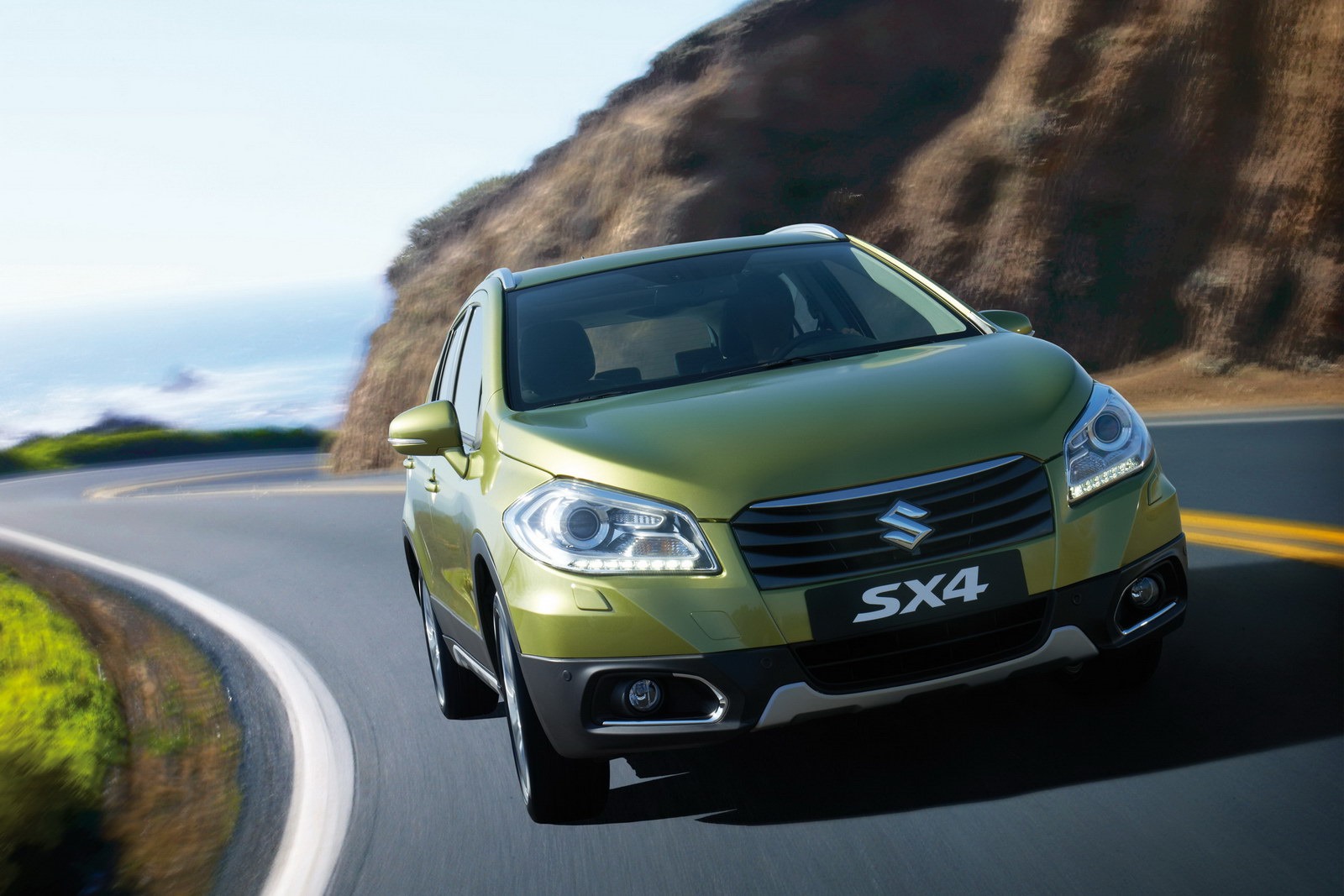 Suzuki Unveils New SX4 Compact Crossover, Sales Begin this Fall | Cars ...